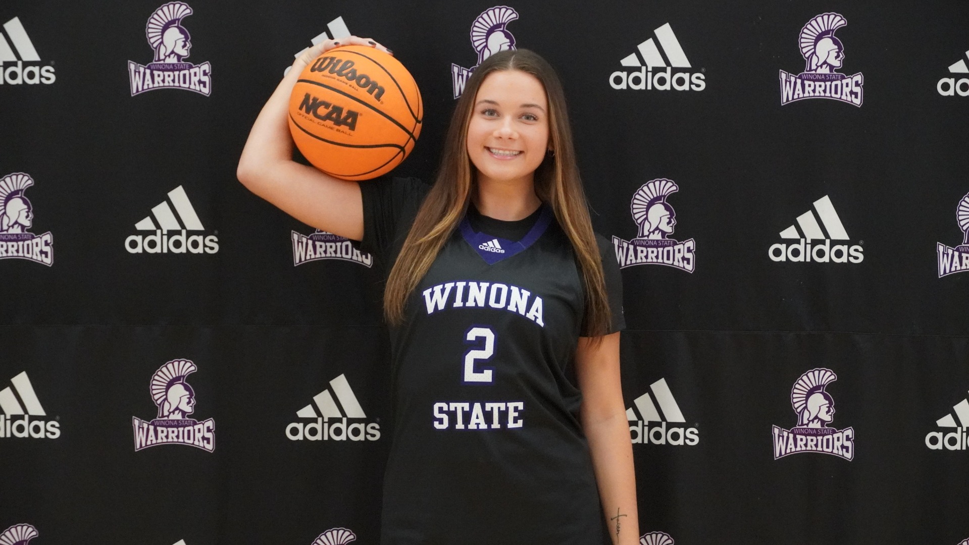 Emma Carpenter - Women's Basketball - Winona State University Athletics