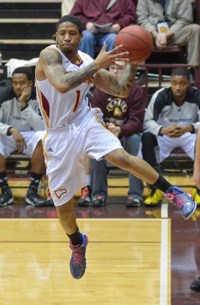 Brandon Vega - Men's Basketball - Winthrop University Athletics