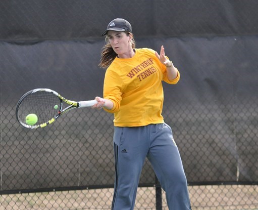 Mariana Humberg - Women's Tennis - Winthrop University Athletics