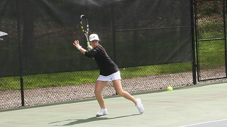 Mariana Humberg - Women's Tennis - Winthrop University Athletics