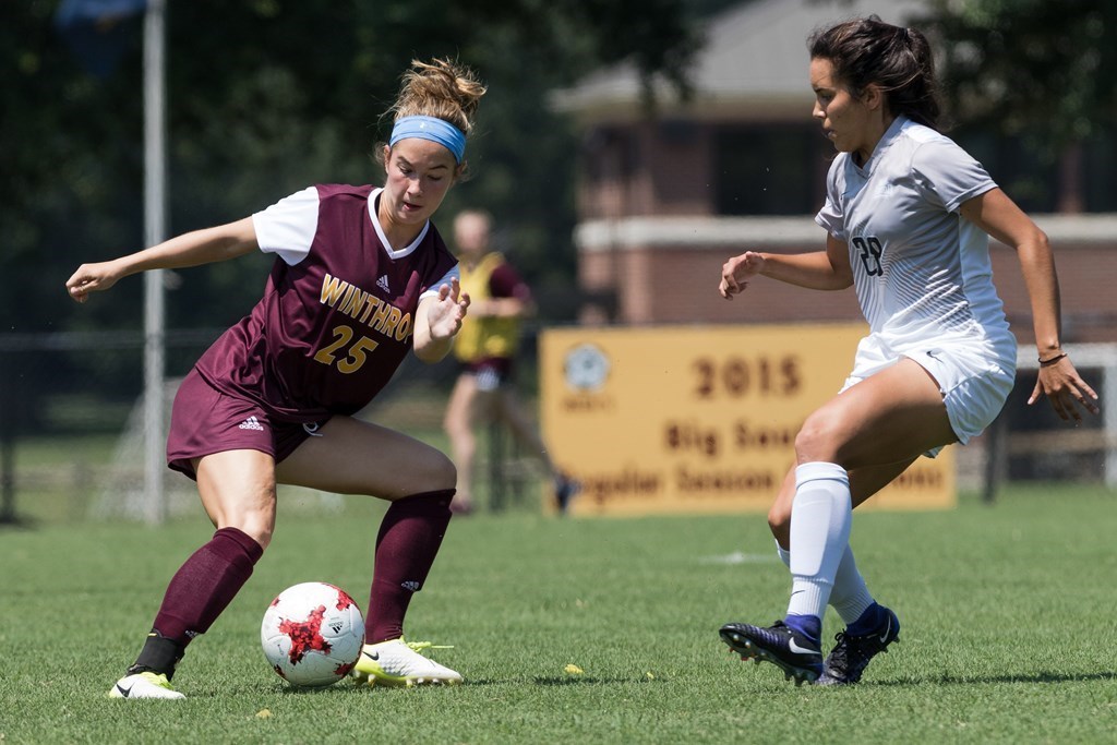 Clara Conboy - Women's Soccer - Winthrop University Athletics