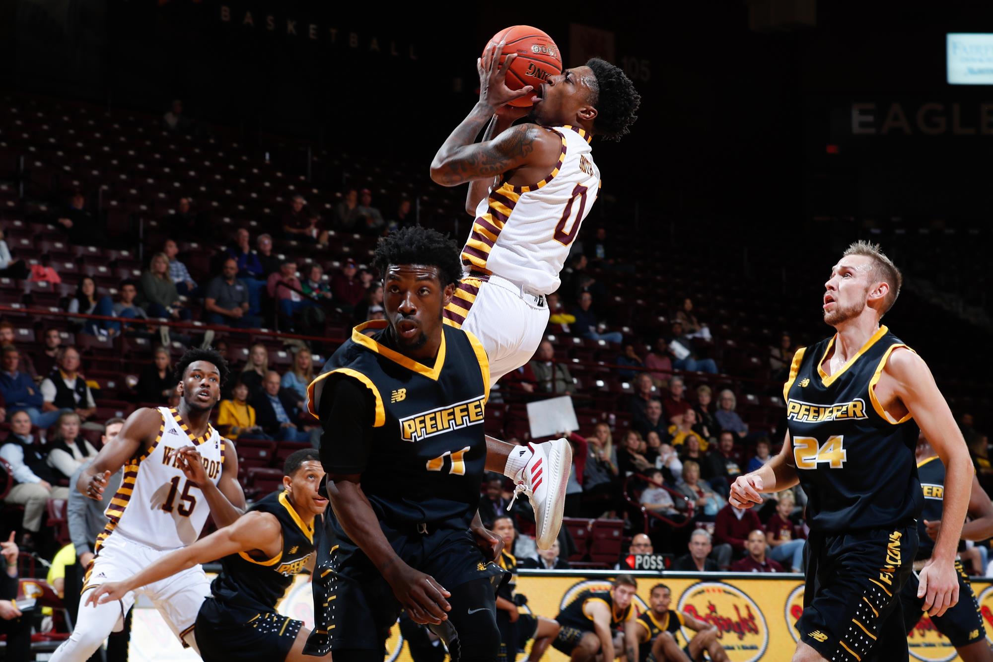Smith Scores Career-High 26, Eagles Fall 76-74 To ETSU - Winthrop ...