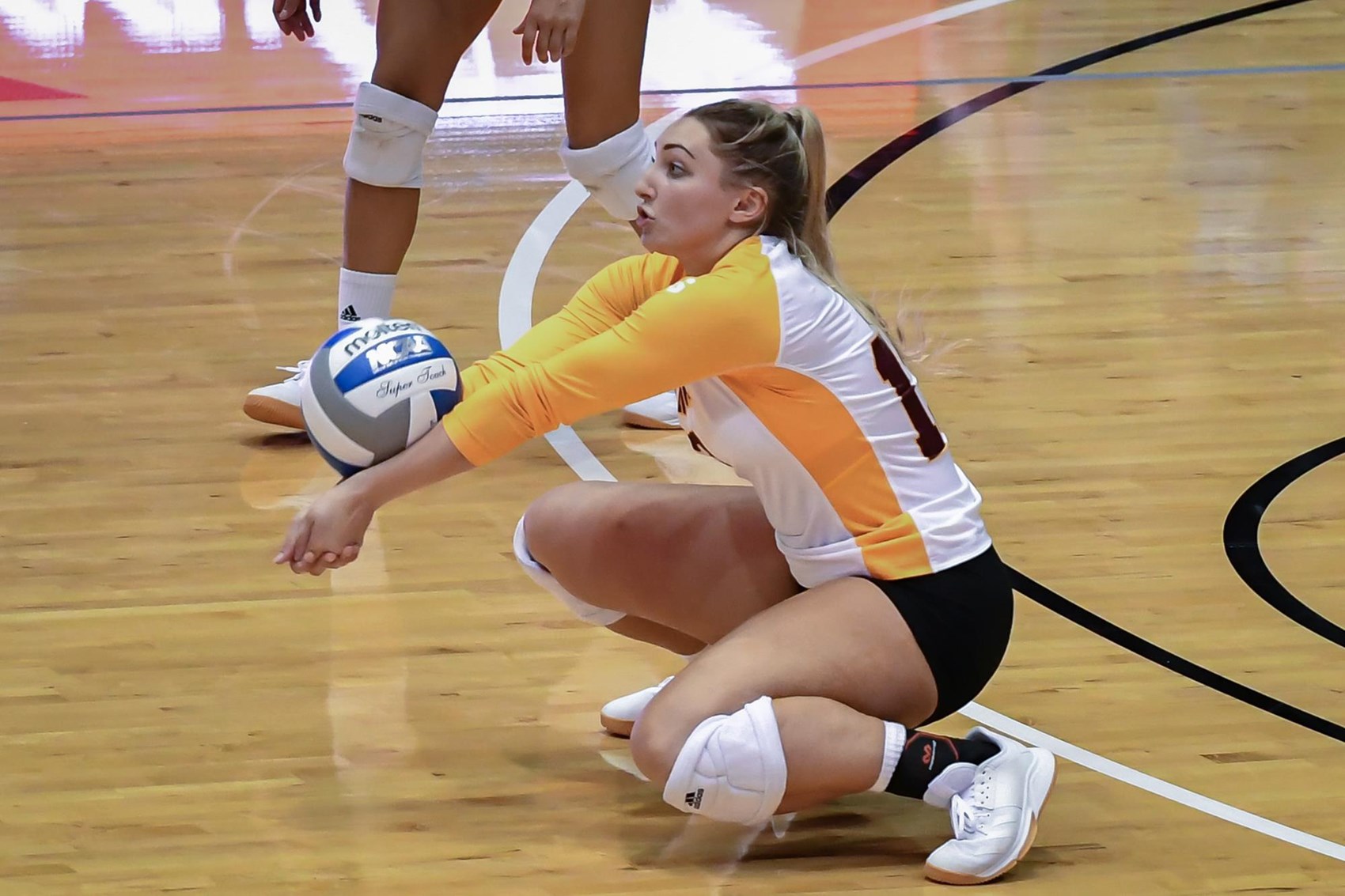 Leah Metzger - Volleyball - Winthrop University Athletics