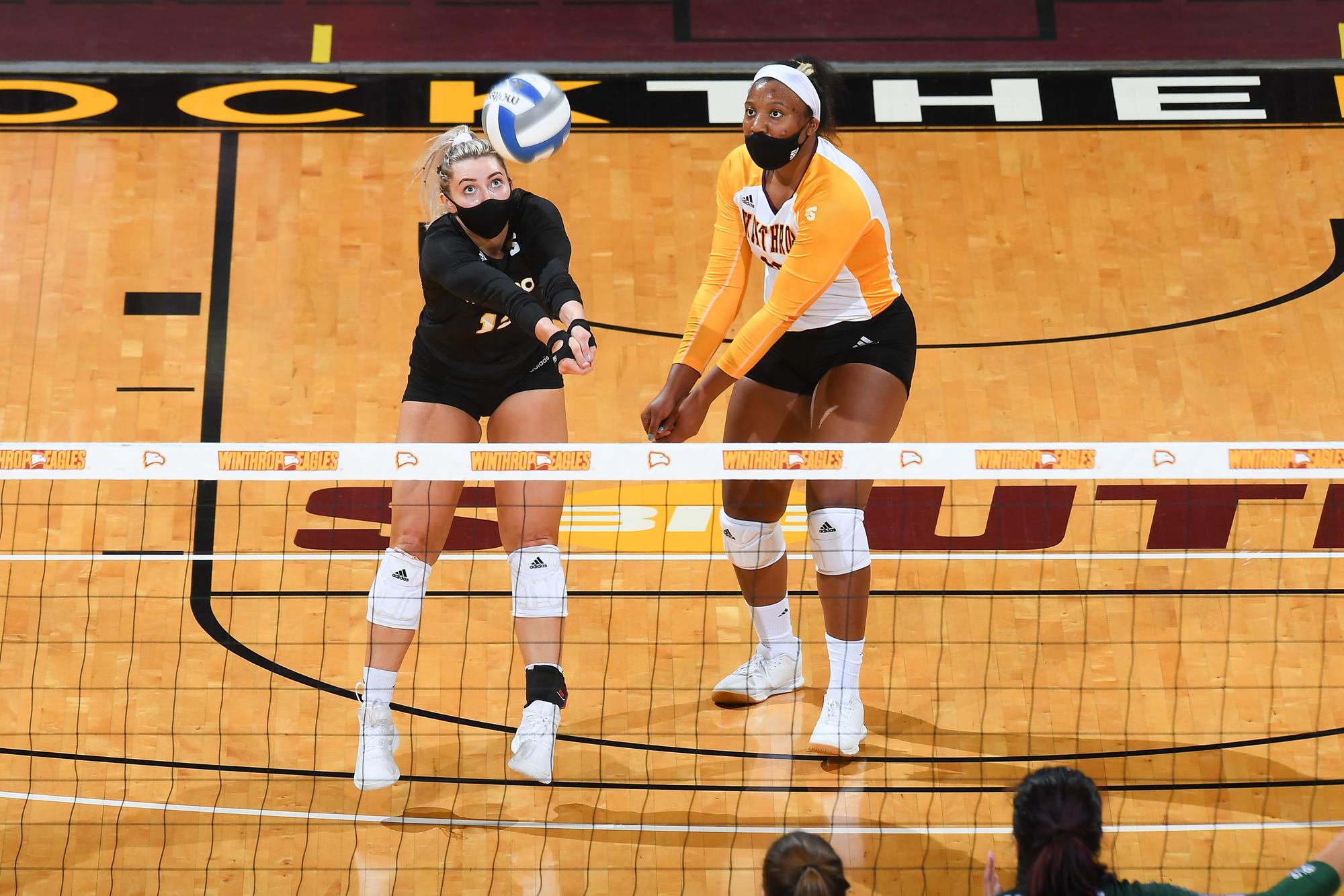 Leah Metzger - Volleyball - Winthrop University Athletics