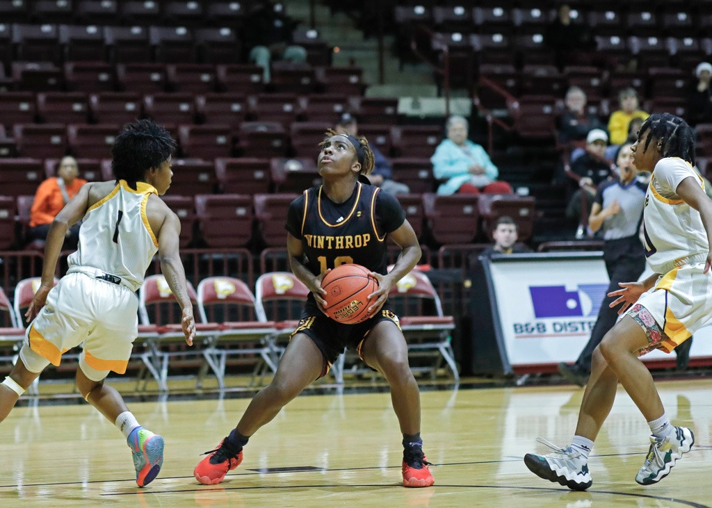 Eagles Fall At North Florida Wednesday Afternoon - Winthrop University ...