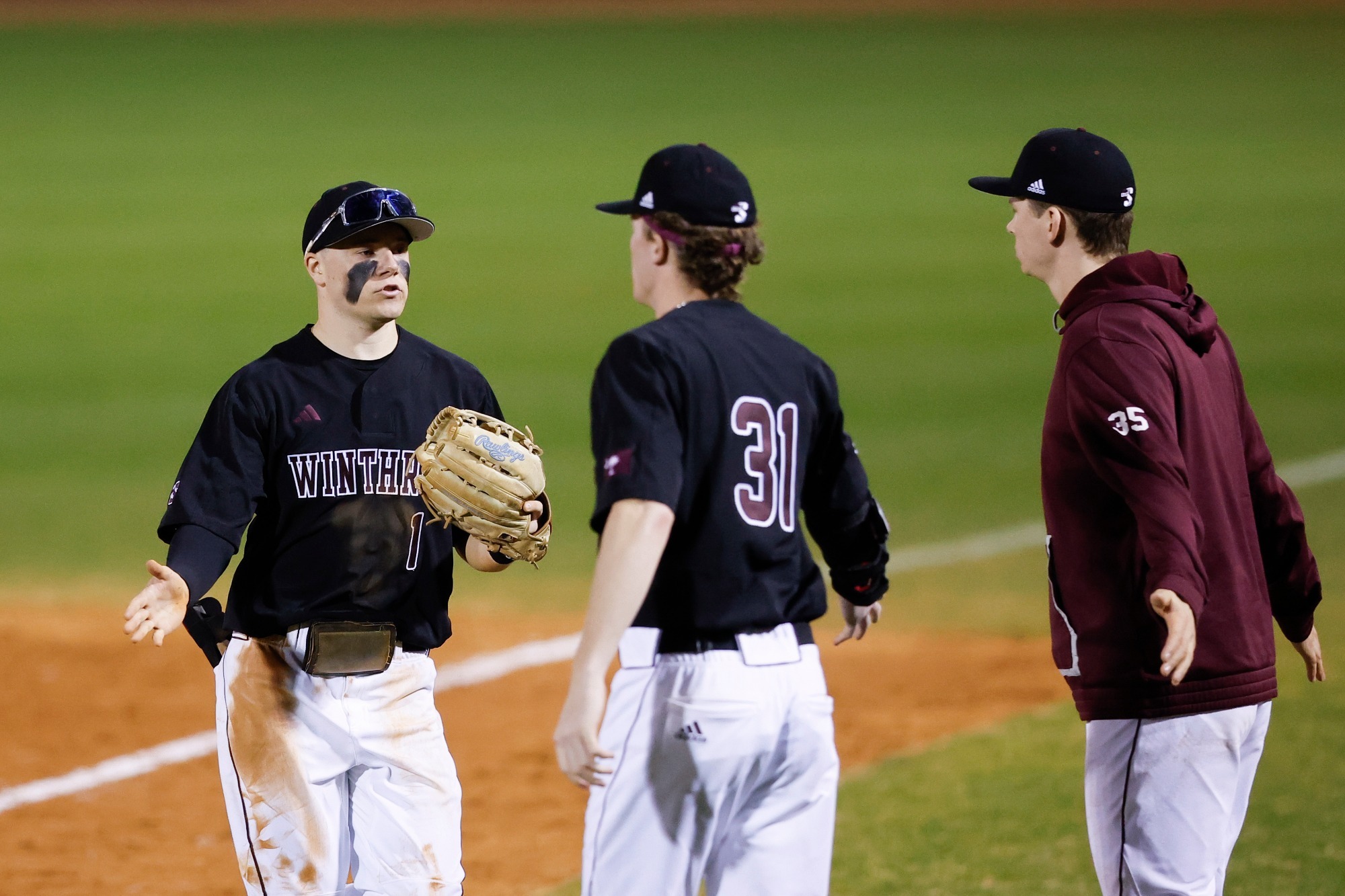 Eagles Fall At South Carolina - Winthrop University Athletics