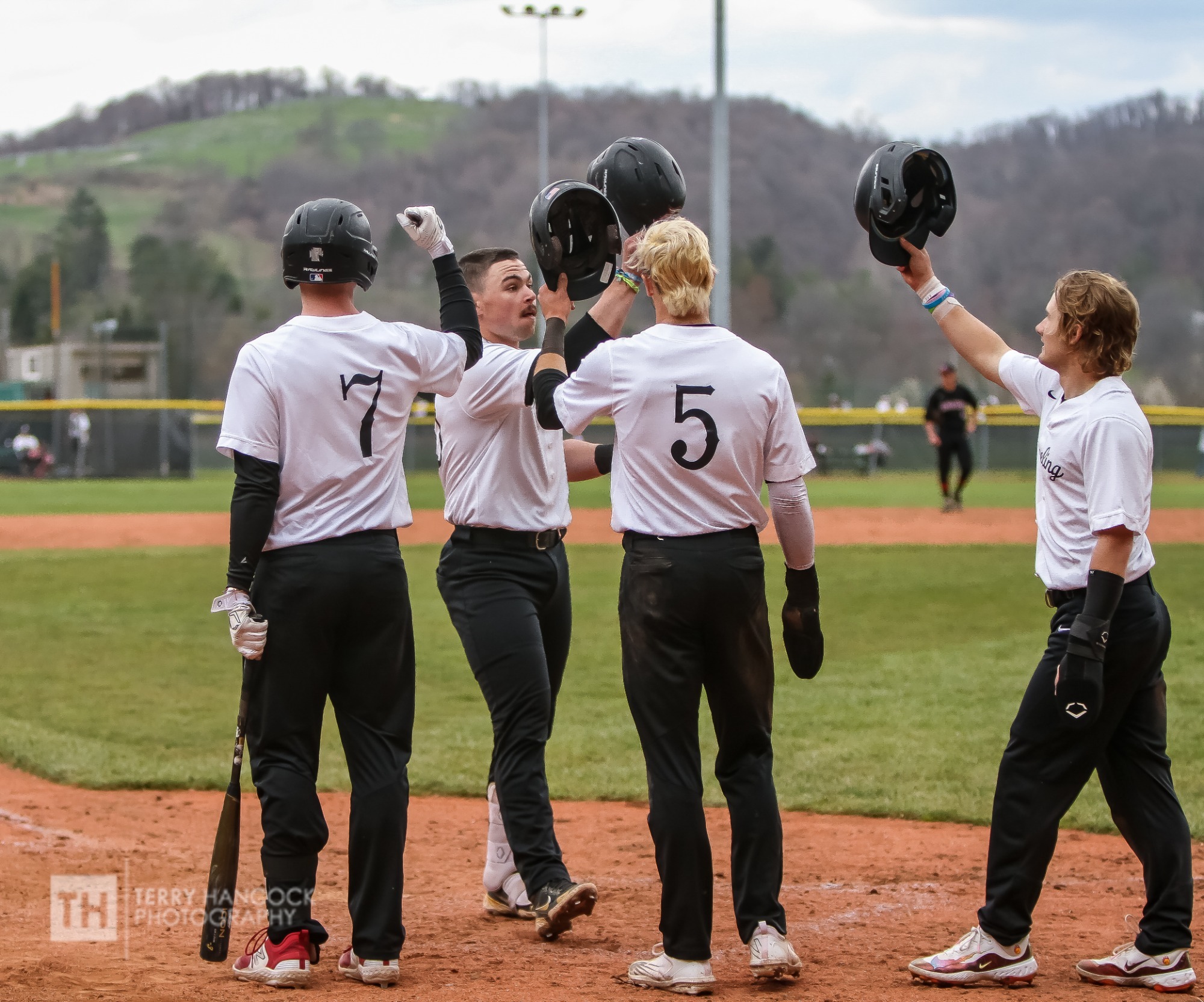 Baseball Wins the Weekend with Split Against Fairmont State - Wheeling University Athletics