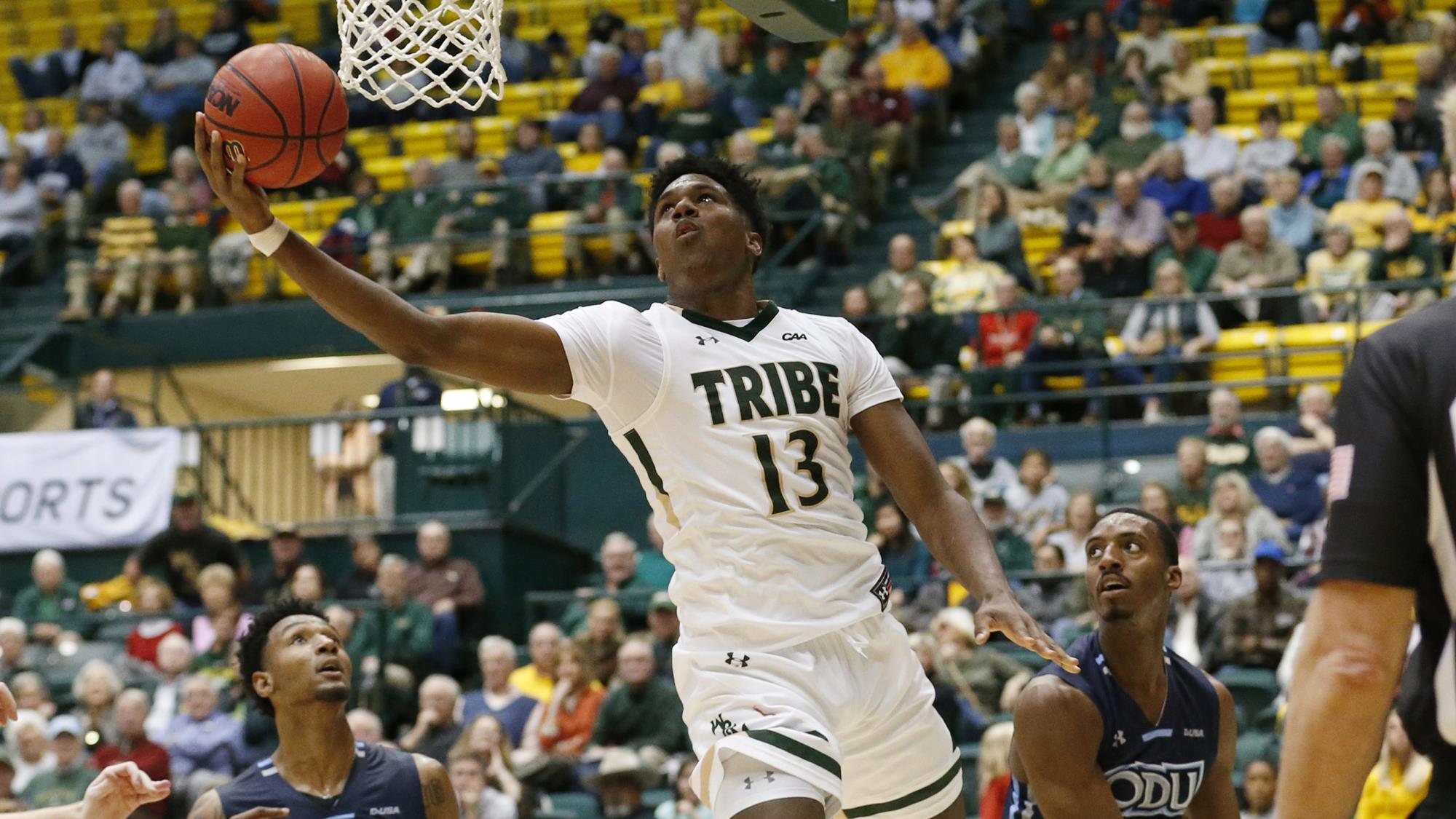 Nathan Knight Named to Oscar Robertson Trophy Watch List - William ...