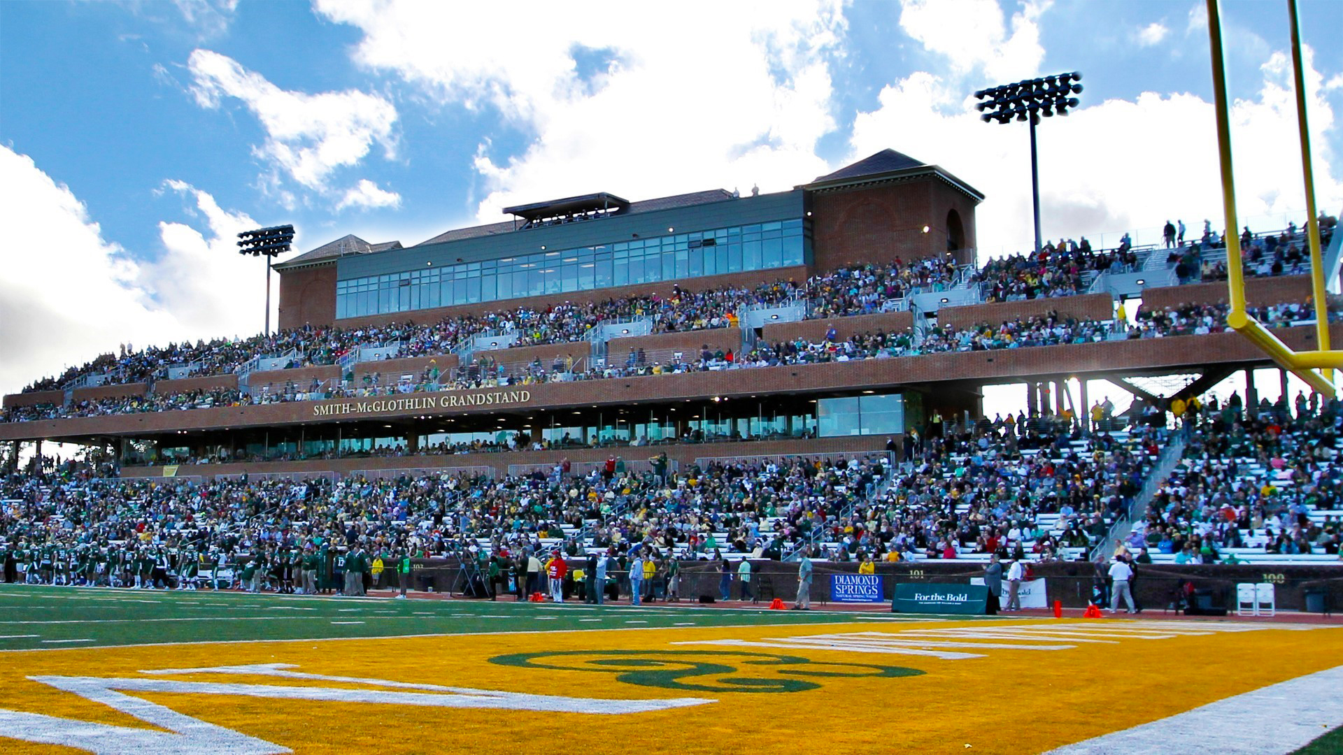 W&M Athletics Welcomes Back Fans with 100% Capacity This Fall - William ...