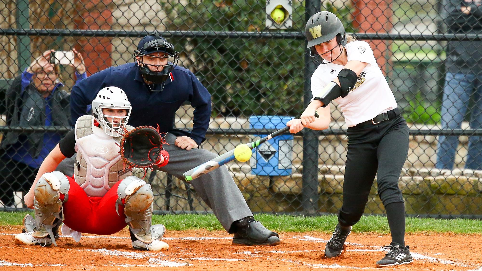 Kaylen Glenfield - Softball - Western Michigan University Athletics