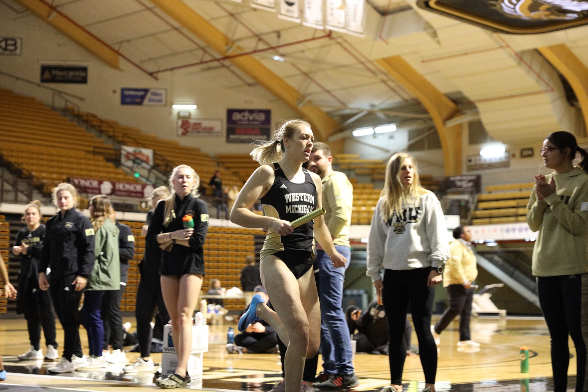 Track & Field Wraps Up the YSU Invitational - Western Michigan ...