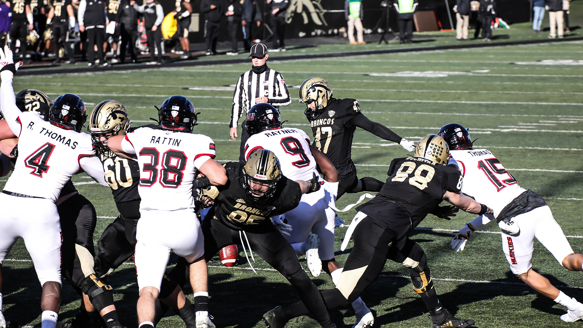 Late Field Goal Lifts WMU Past NIU, 30-27 - Western Michigan University ...