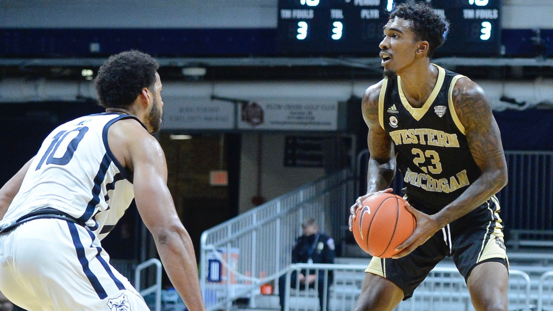 Lee Hits Game-Winner, WMU Beats CMU 67-65 - Western Michigan University ...