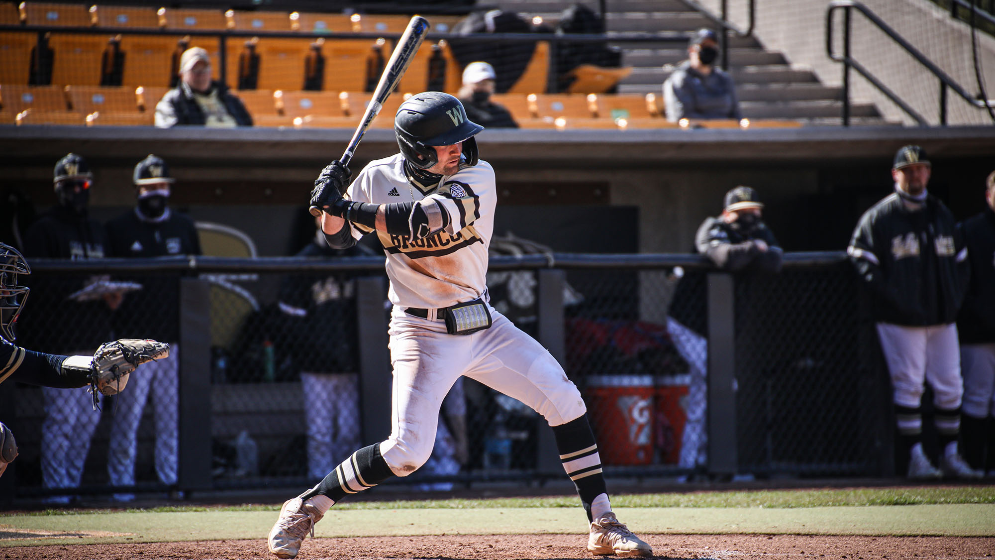Devine Has Four-Hit Game As Broncos Drop Slugfest - Western Michigan ...