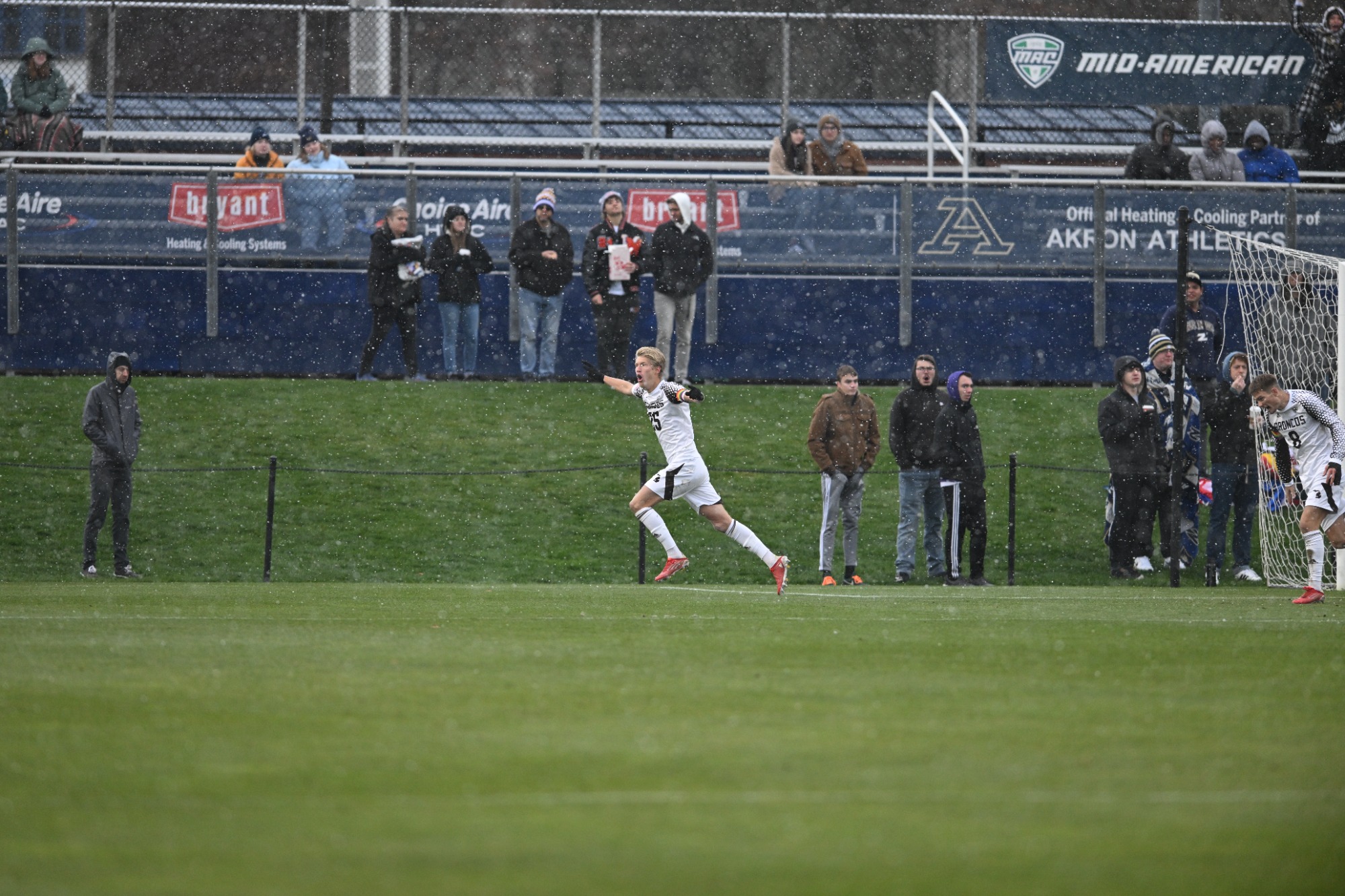 Charlie Sharp - Men's Soccer - Western Michigan University Athletics