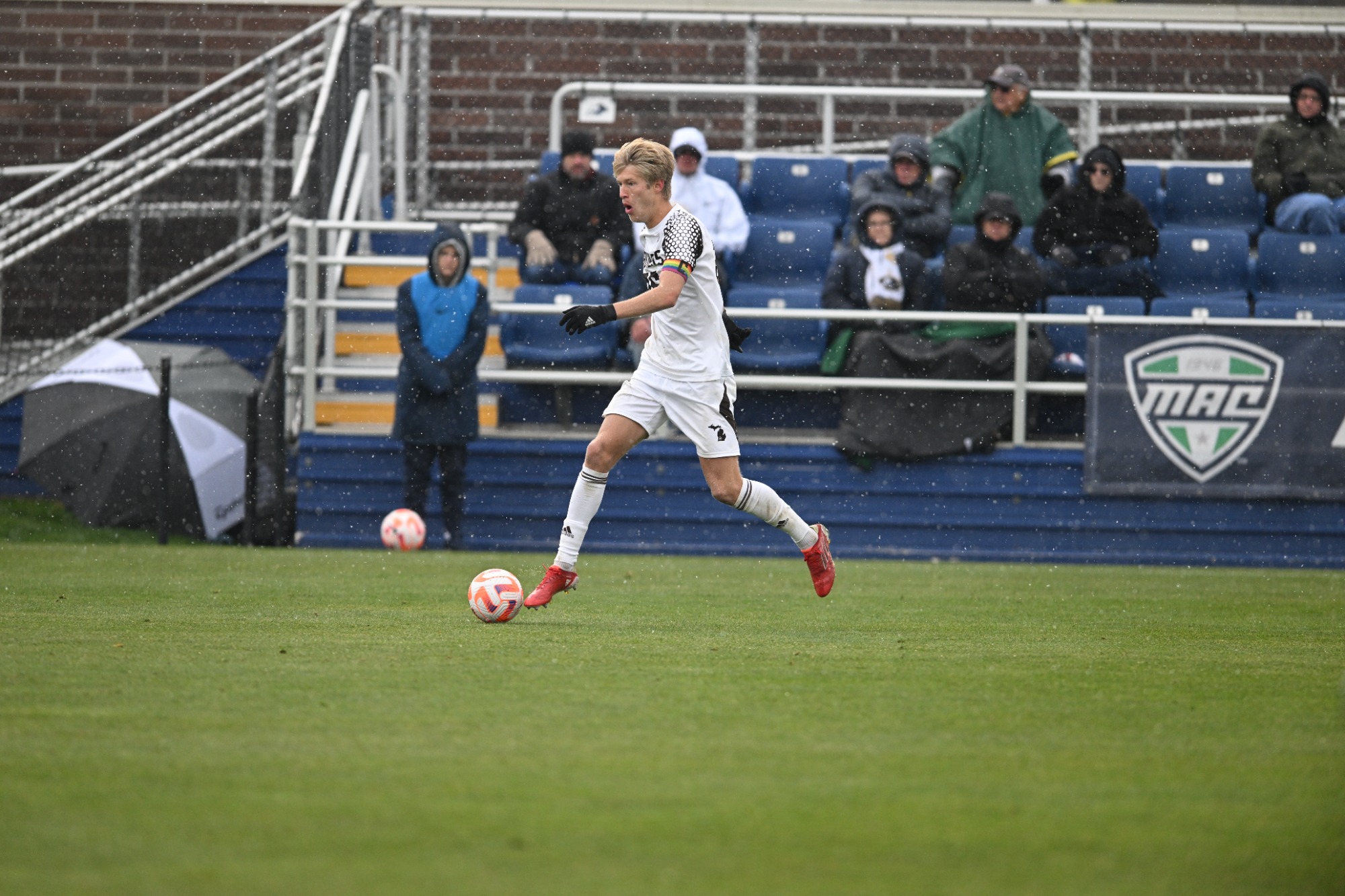 Charlie Sharp - Men's Soccer - Western Michigan University Athletics