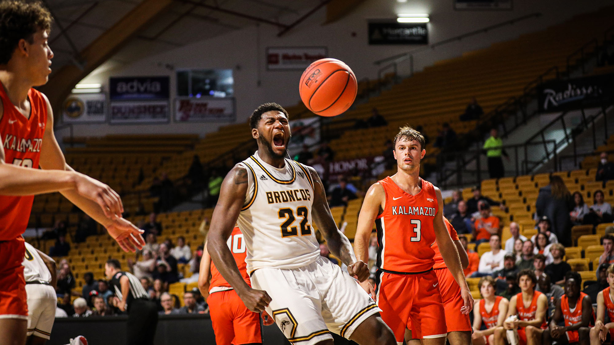 Titus Wright - Men's Basketball - Western Michigan University Athletics