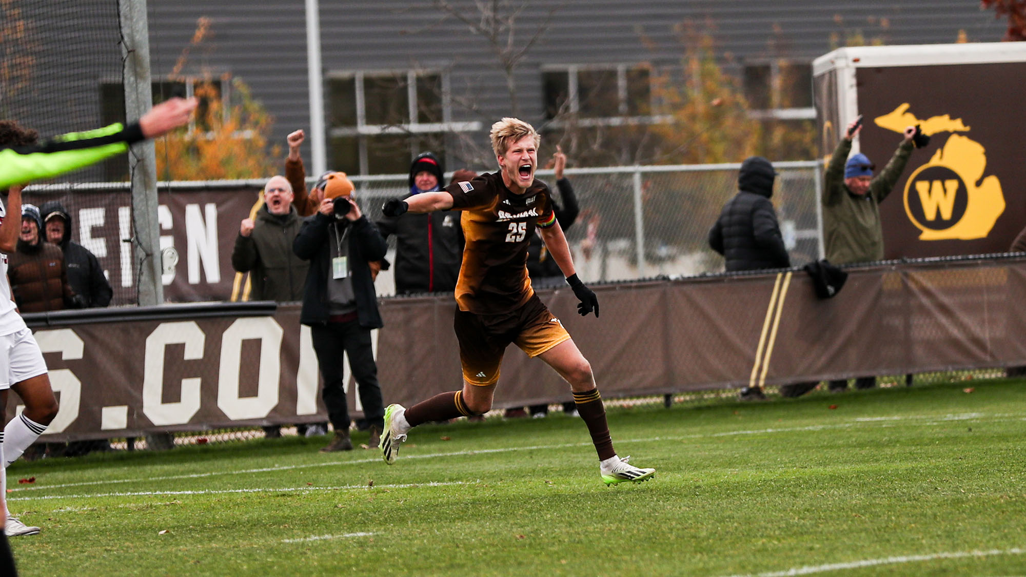 Sharp Makes Program History As Men’s Soccer Advances To MVC Tournament ...