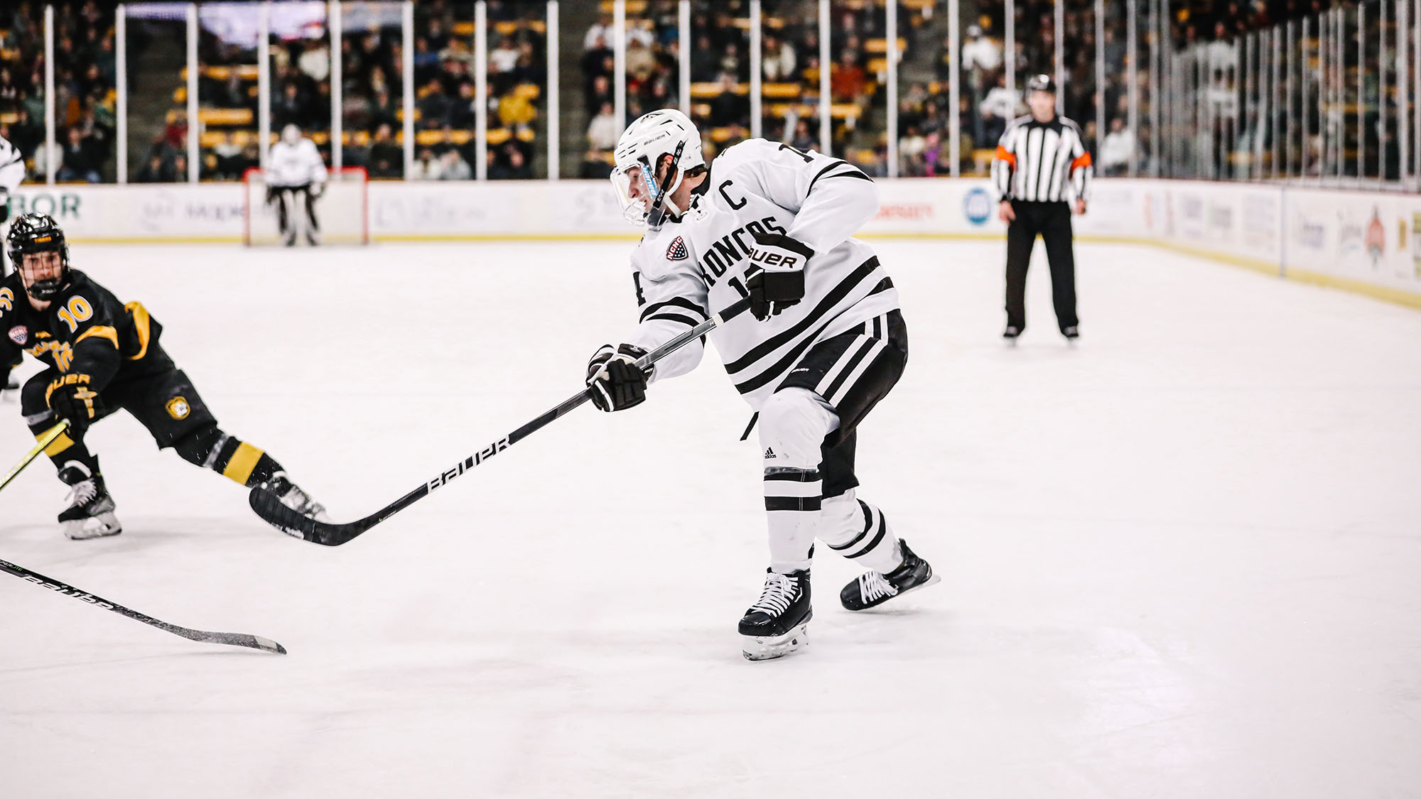 Broncos Continue Hot Streak with 4-1 Victory - Western Michigan ...