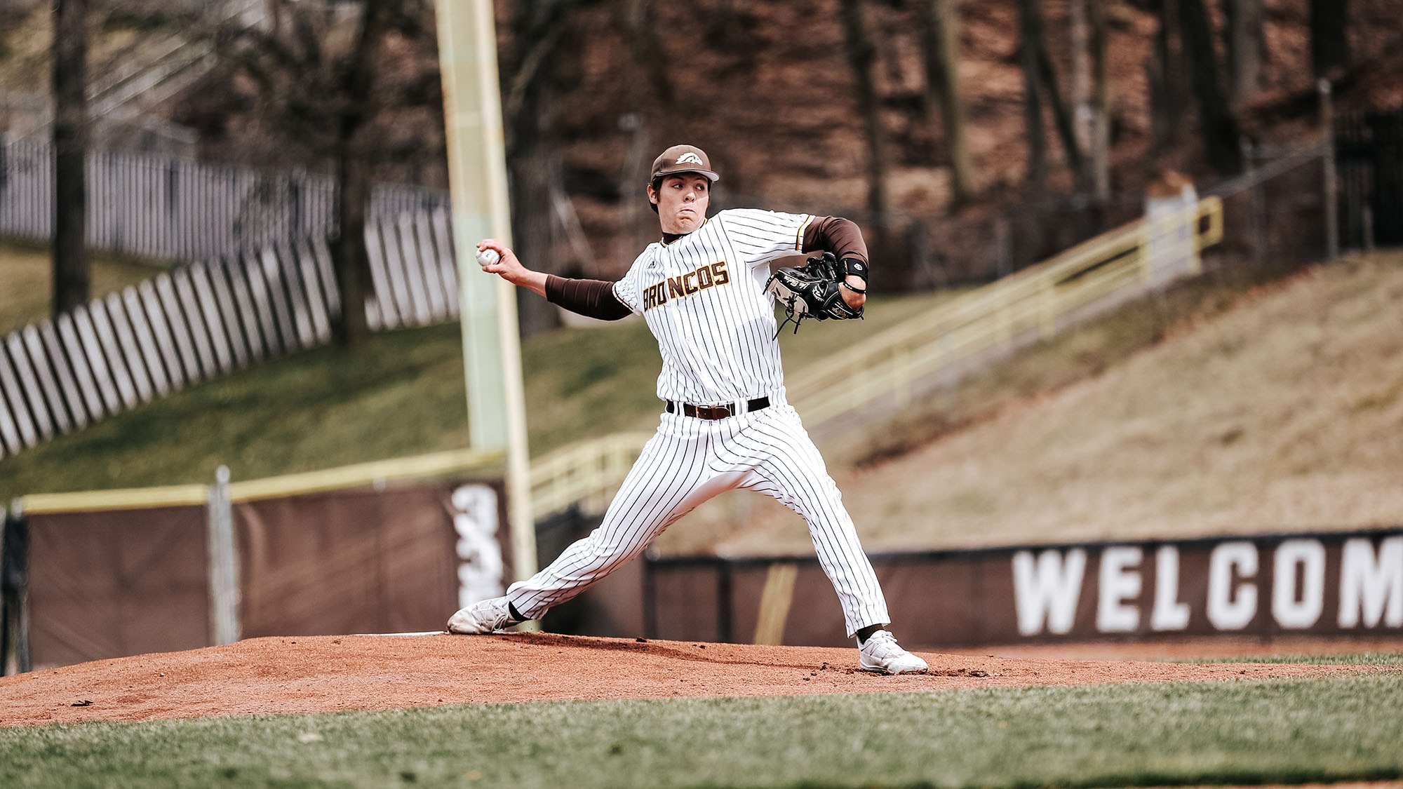 Thelen Fans Career-High Nine at Notre Dame - Western Michigan ...