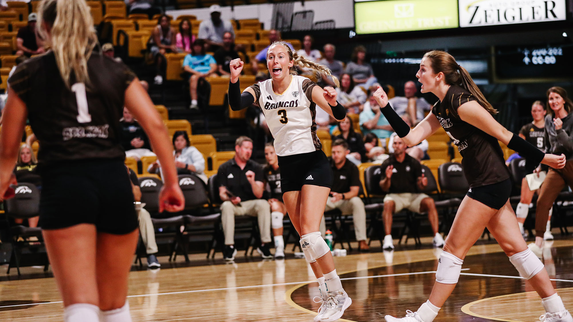 WMU Tops EMU to Extend Win Streak to 10, Claim 20th Win of 2023 ...