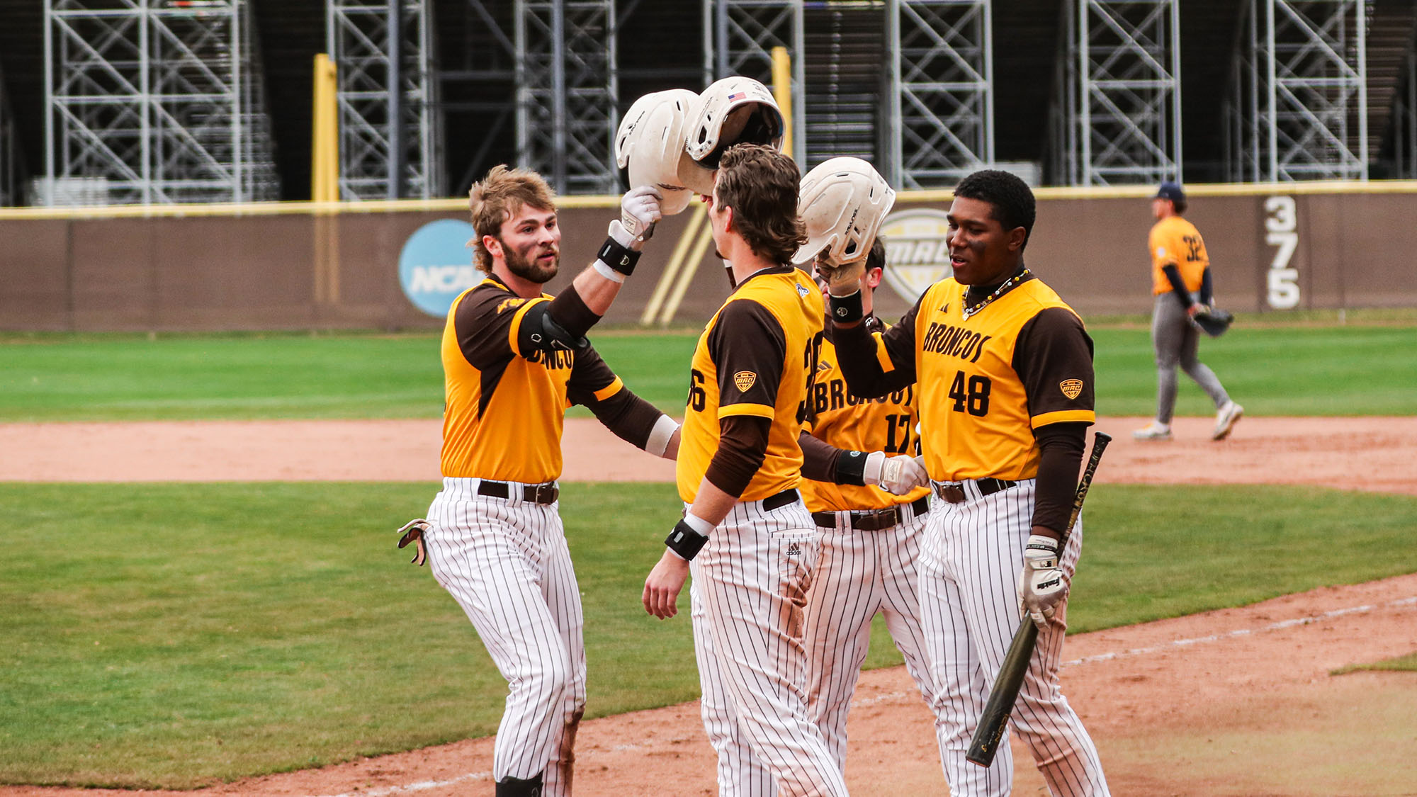Western Michigan Hits Eight Homers on Saturday Against Toledo - Western ...