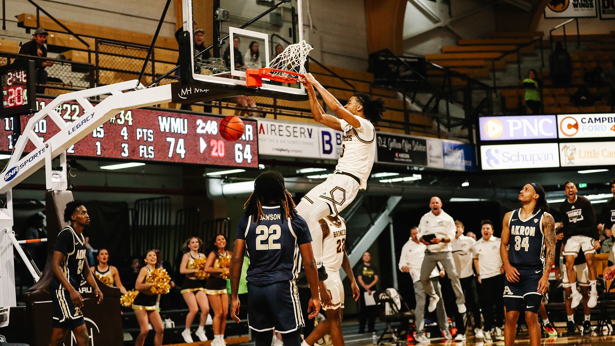 Anthony Crump - Men's Basketball - Western Michigan University Athletics