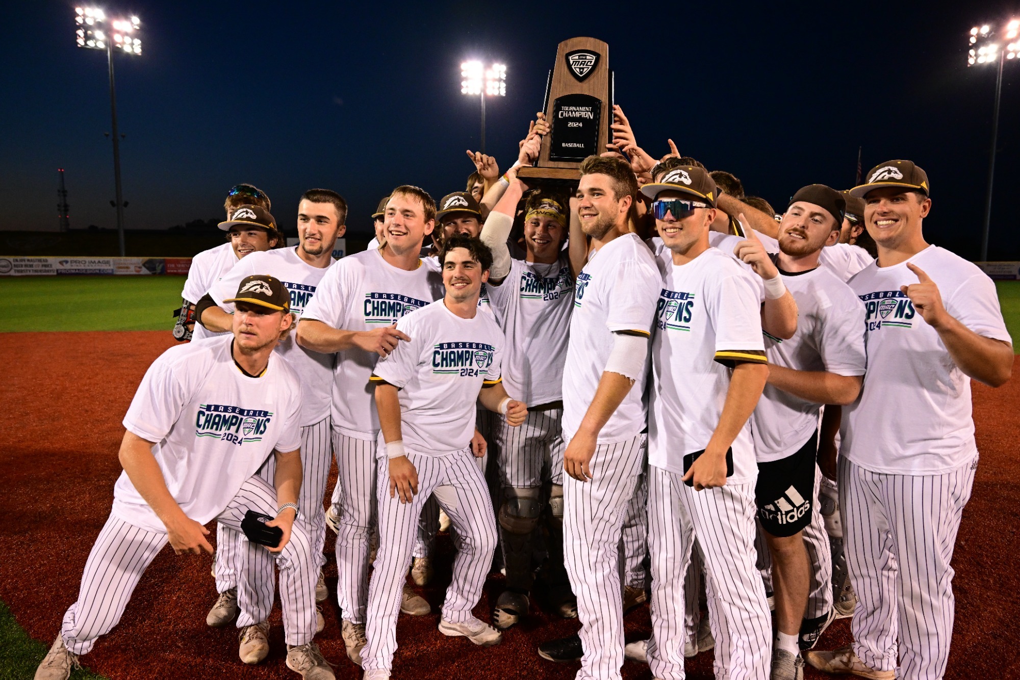 Western Michigan Headed to Lexington Regional to Face No. 2 Kentucky ...