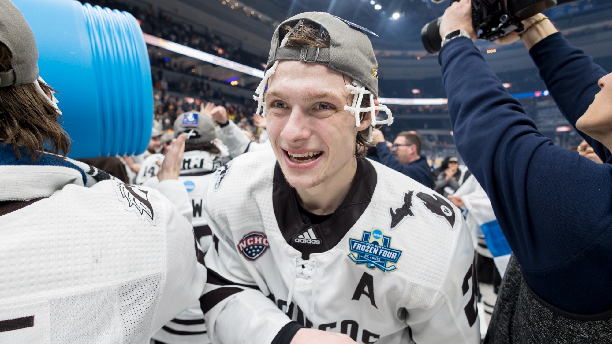 Hockey Takes on Denver in NCHC Frozen Faceoff Championship - Western ...