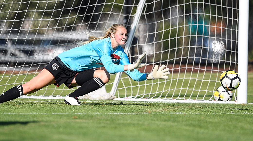 Alex Qualls - Women's Soccer - Western Oregon University Athletics