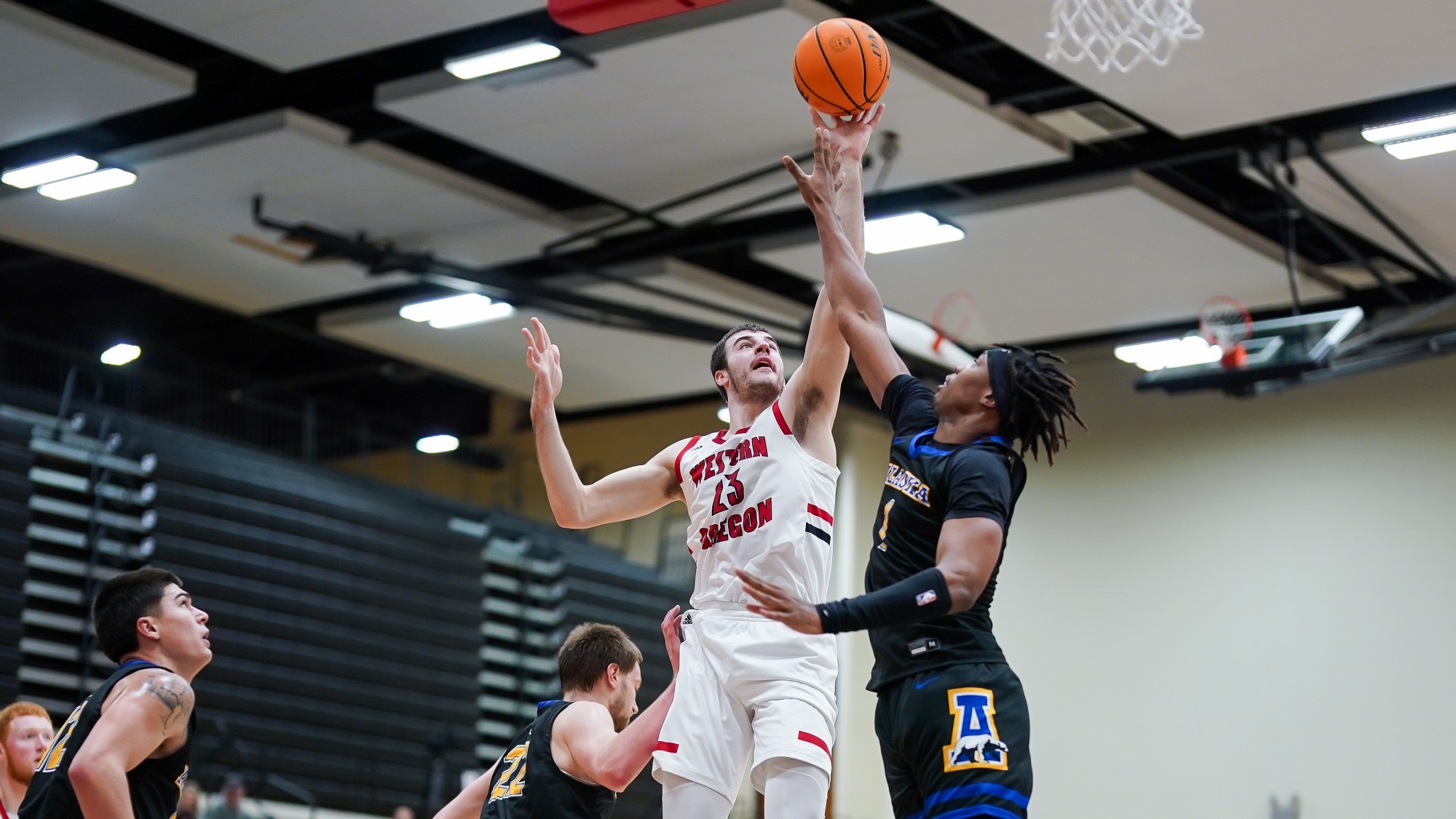 Cameron Benzel - Men's Basketball - Western Oregon University Athletics
