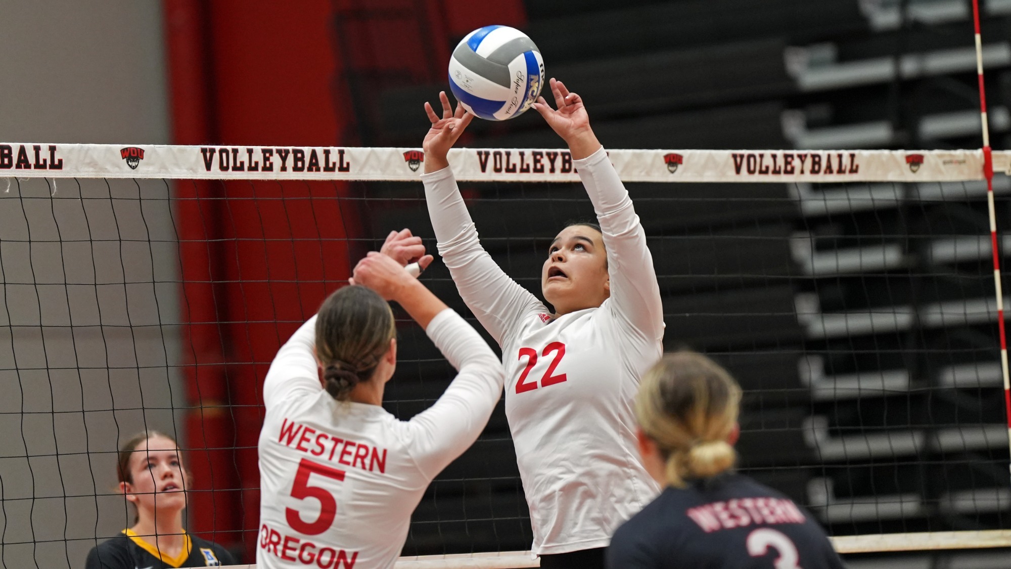 Wolves volleyball falls in three to Alaska - Western Oregon University ...
