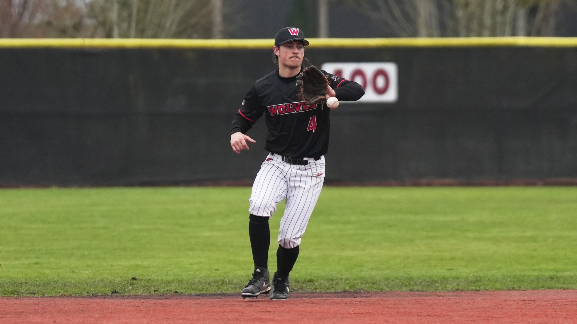 Wolves split doubleheader, take series from Eastern Oregon - Western ...