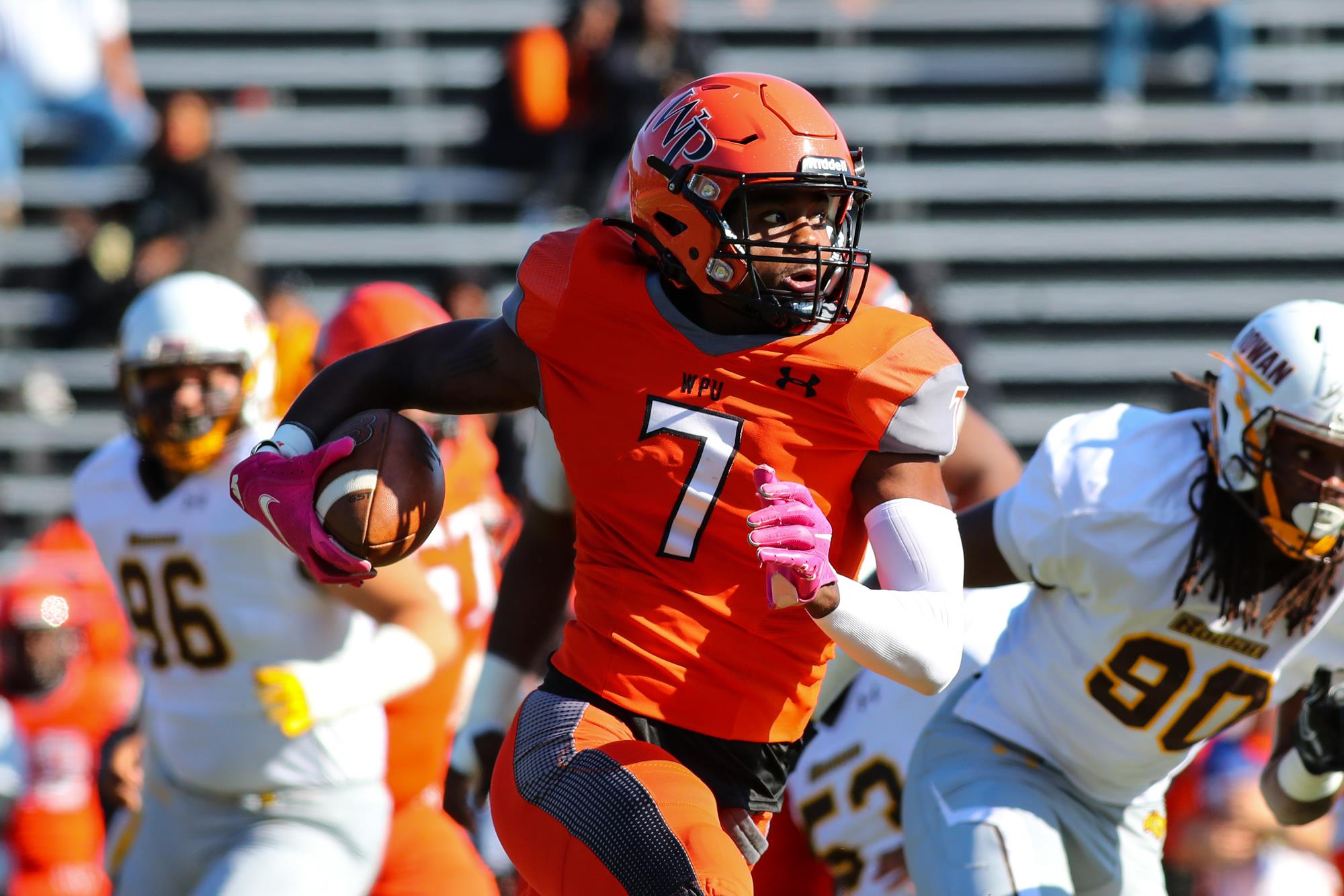 Football Bested at TCNJ, 31-14 - William Paterson University Athletics