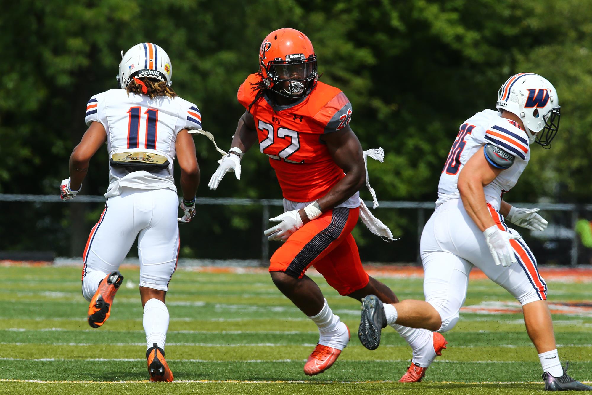 Football Can’t Capitalize on Fourth-Quarter Chances, Drops 14-9 ...