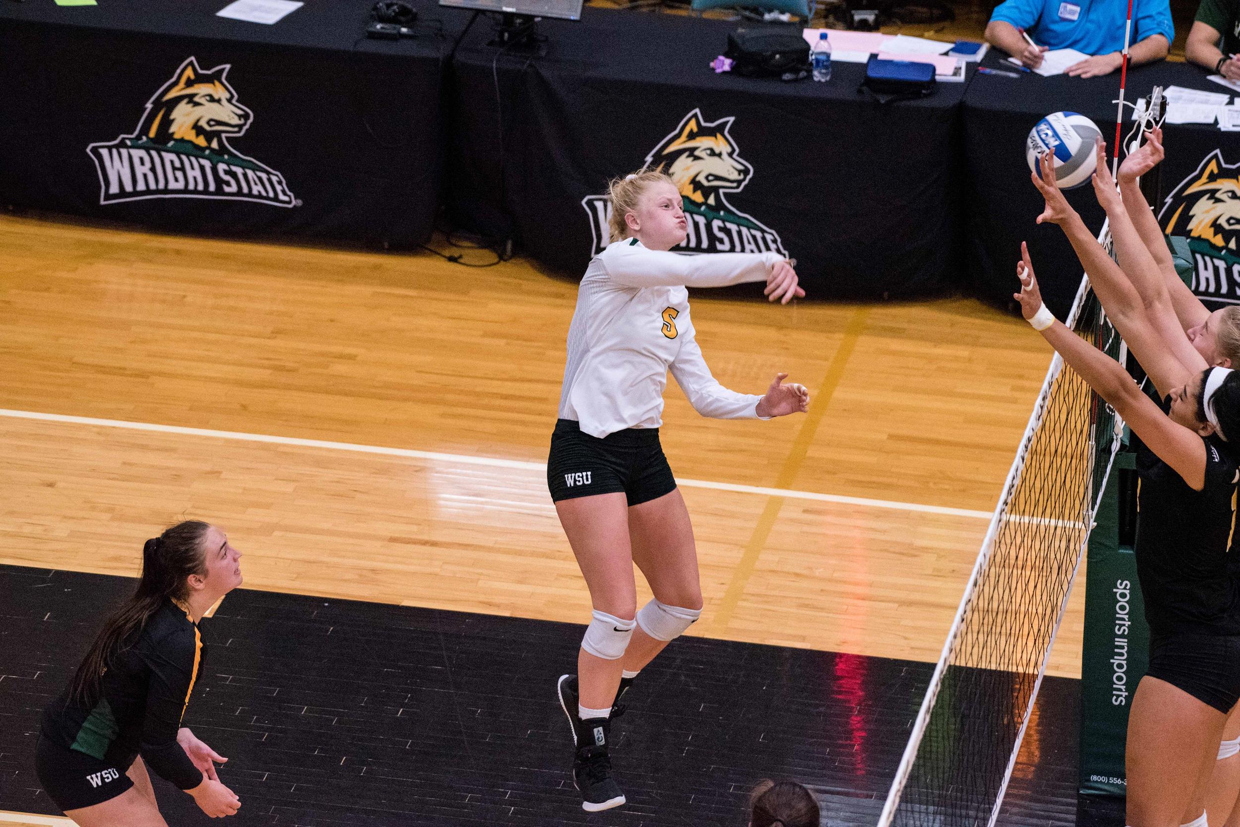 Taylor Gibson - Women's Volleyball - Wright State University Athletics