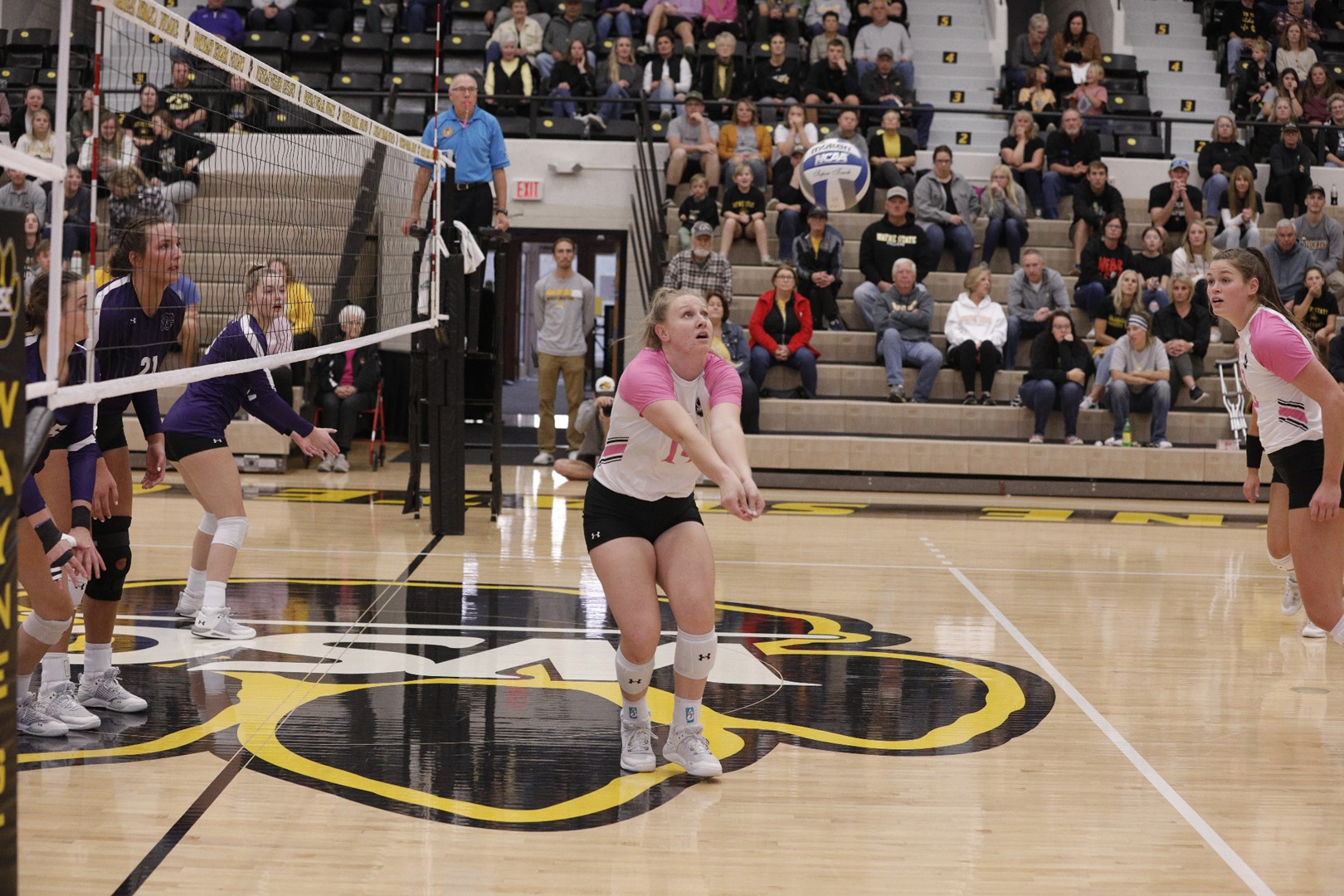 Career high digs for Walker helps lead #1 WSC volleyball to a 3-1 win ...