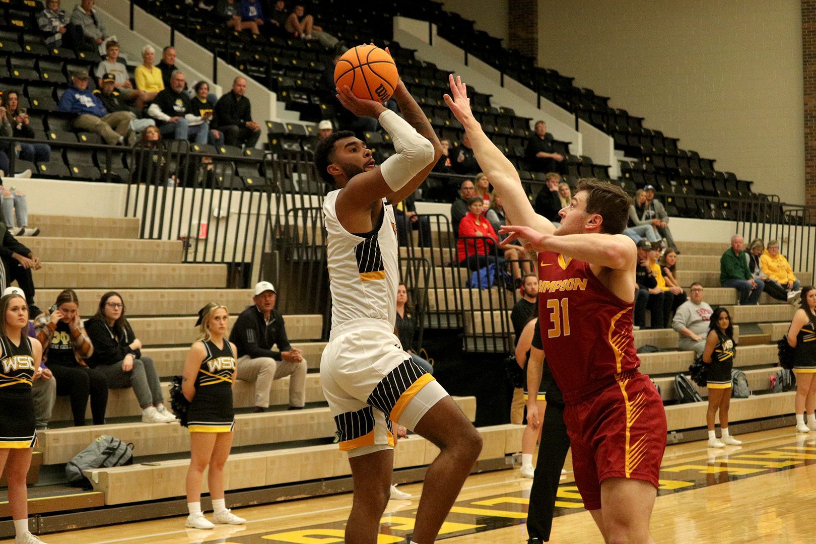 Trey Deveaux - 2023-24 - Men's Basketball - Wayne State College Athletics