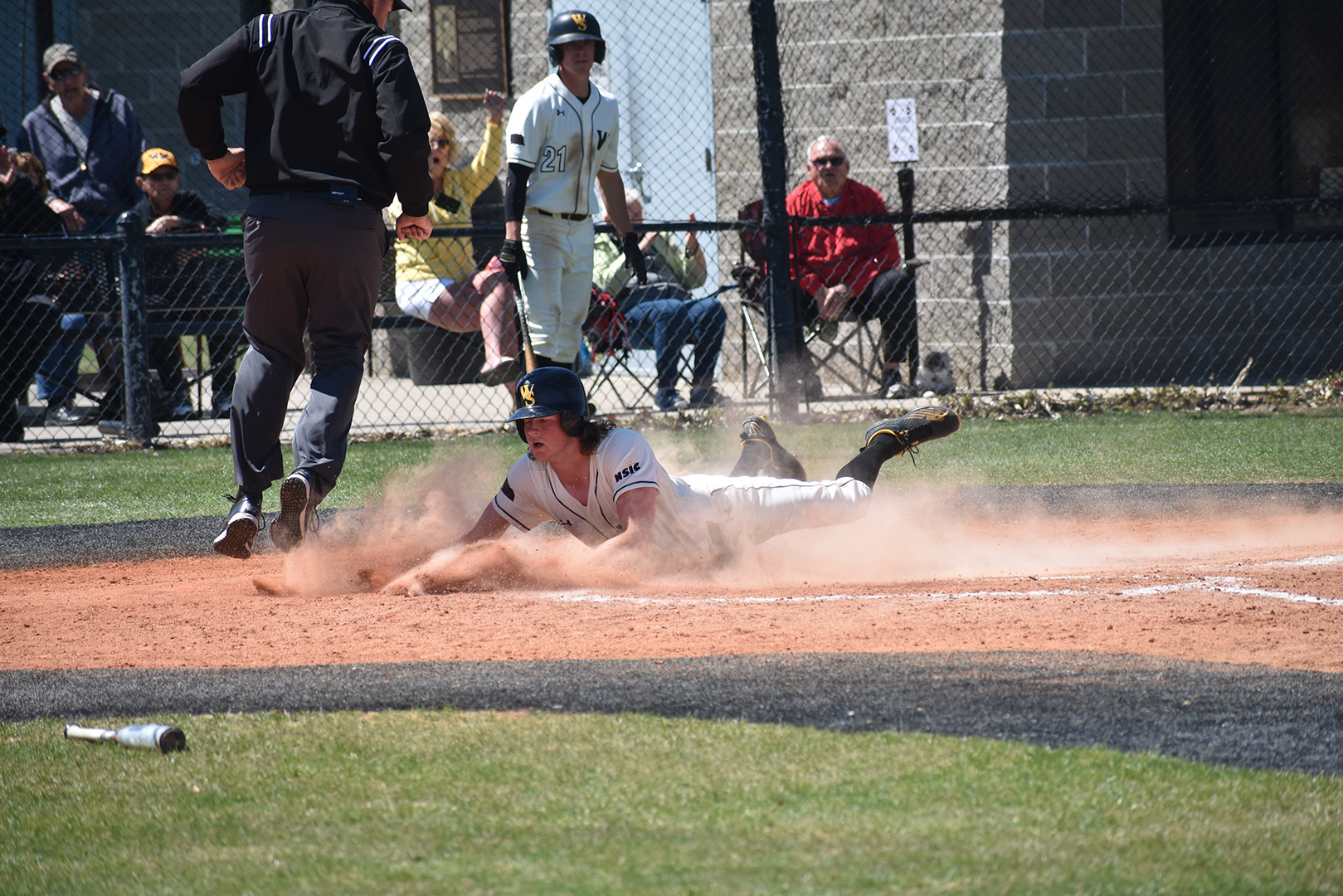 Eighth inning rally gives Ashland 11-8 win over Wildcats in Florida ...