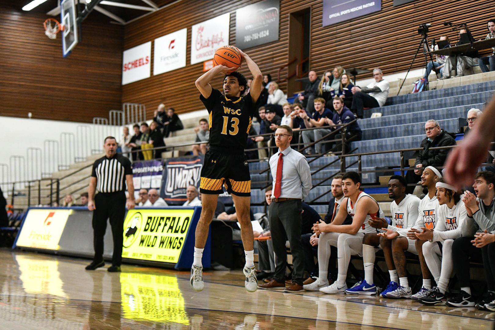 UNK men edge Wayne State 62-59 - Wayne State College Athletics