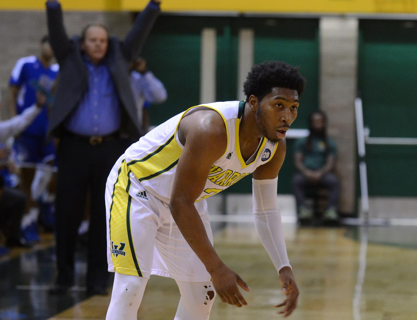 Ronald Booth - Men's Basketball - Wayne State University Athletics