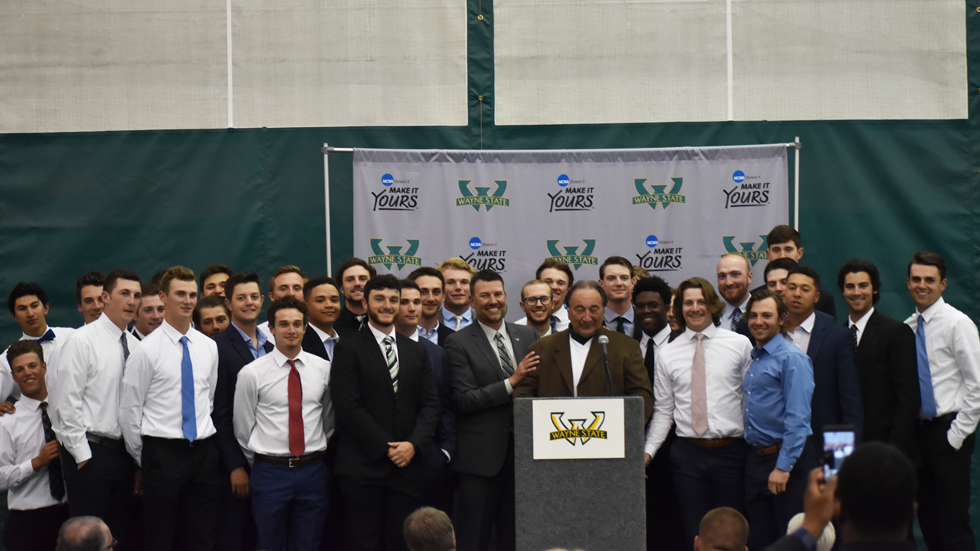 Baseball Hands Out Team Awards at Annual Banquet - Wayne State ...