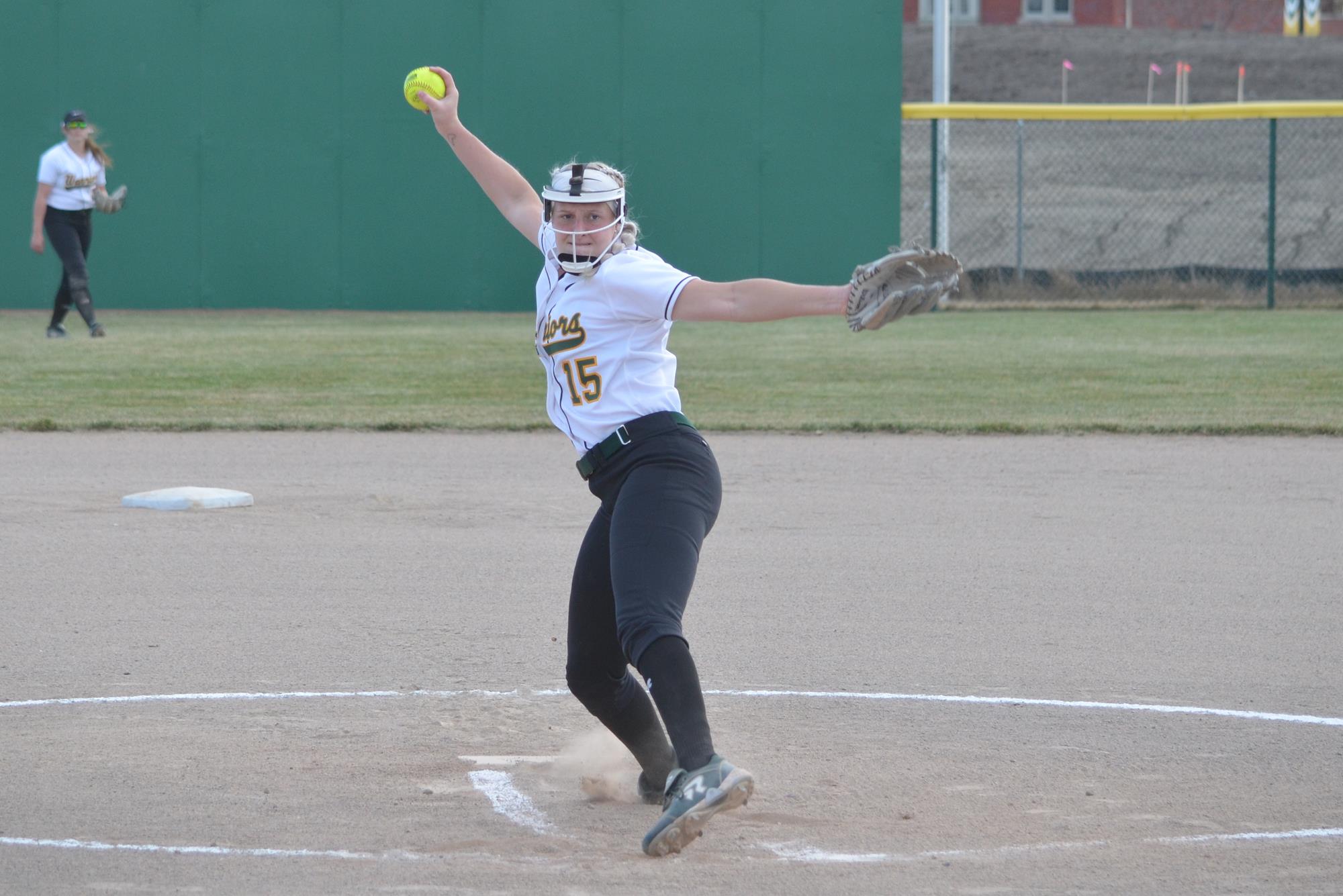 Alexis Bonk - Softball - Wayne State University Athletics
