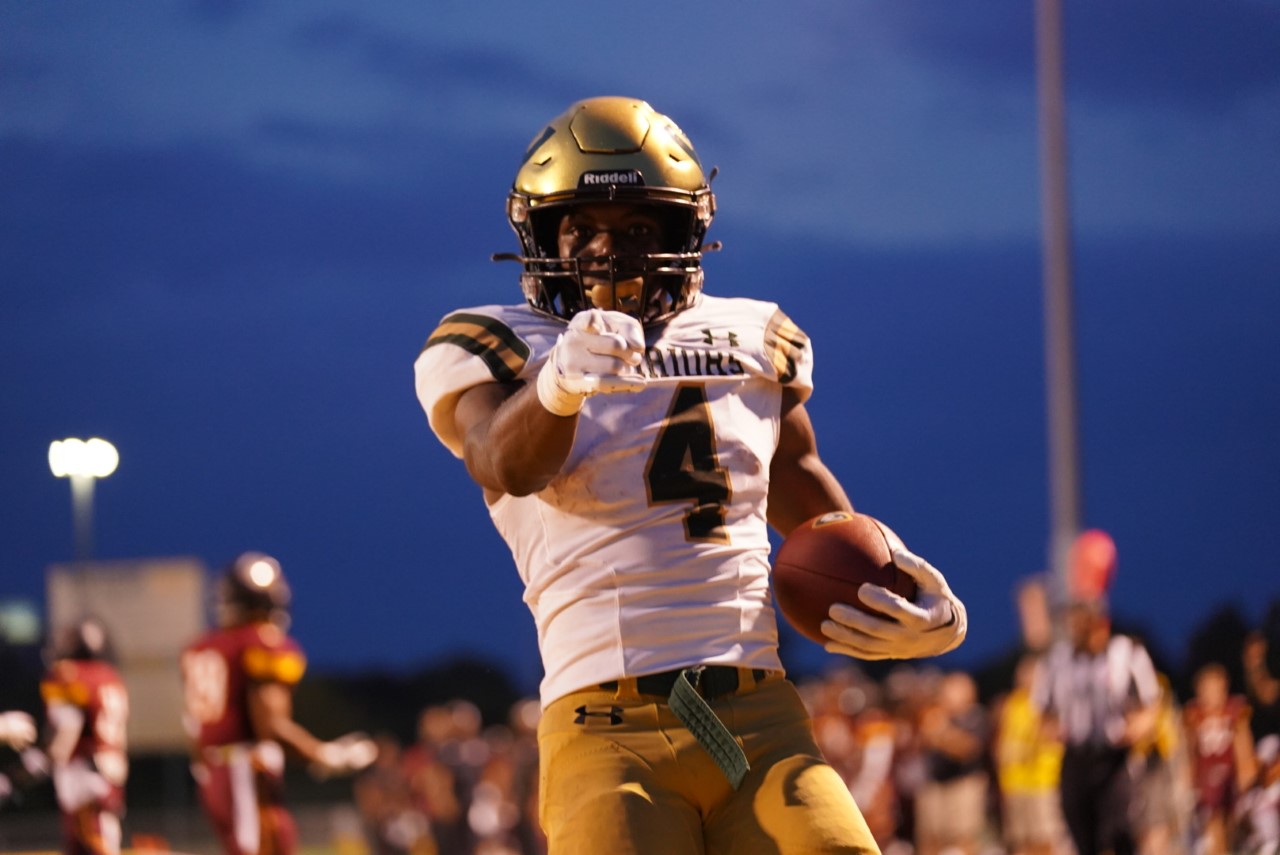 Football Downs Shaw 30-22 In Home Opener - Wayne State University Athletics