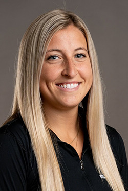 Hailey Richardson - Volleyball Coach - Wayne State University Athletics