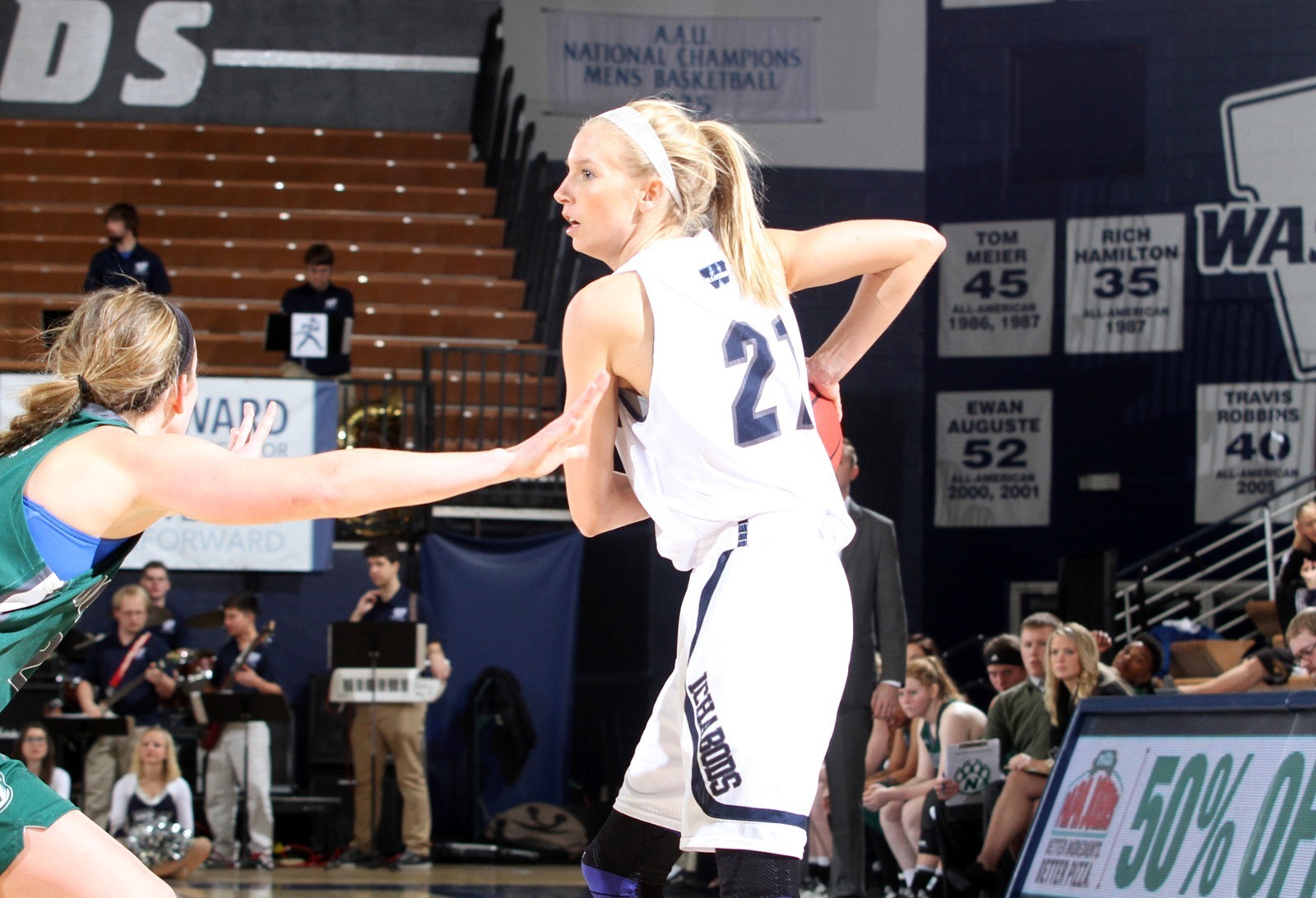 Julie Ravn - 2016-17 - Women's Basketball - Washburn University Athletics