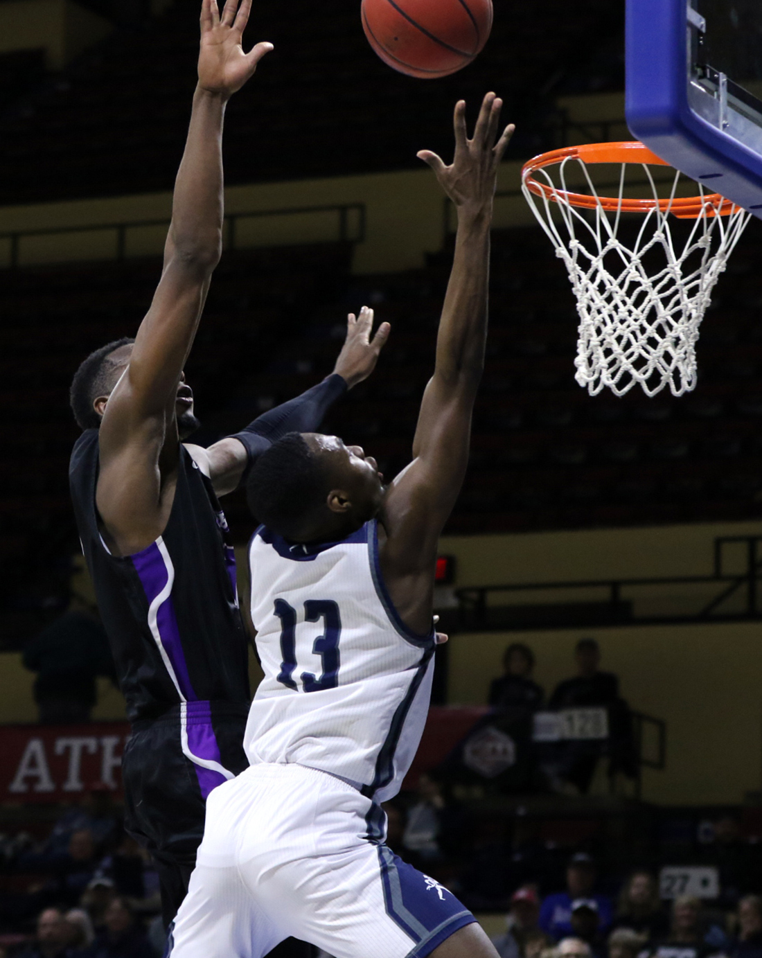 Tyas Martin - 2018-19 - Men's Basketball - Washburn University Athletics