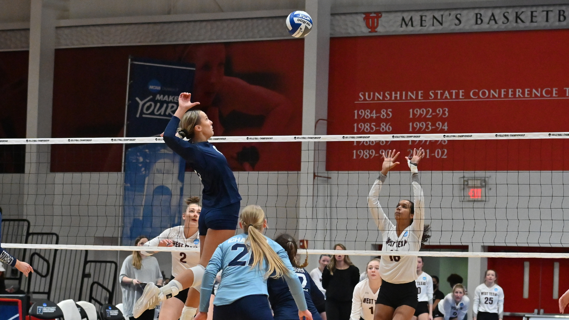 Allison Maxwell - 2021 - Volleyball - Washburn University Athletics