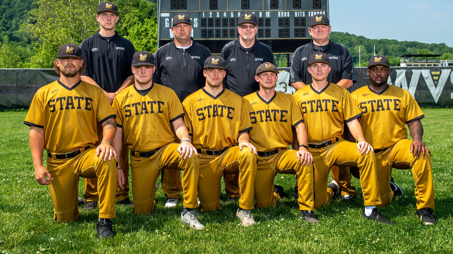 Baseball Concludes Season With Marathon Game At Charleston, Falls 12-8 ...