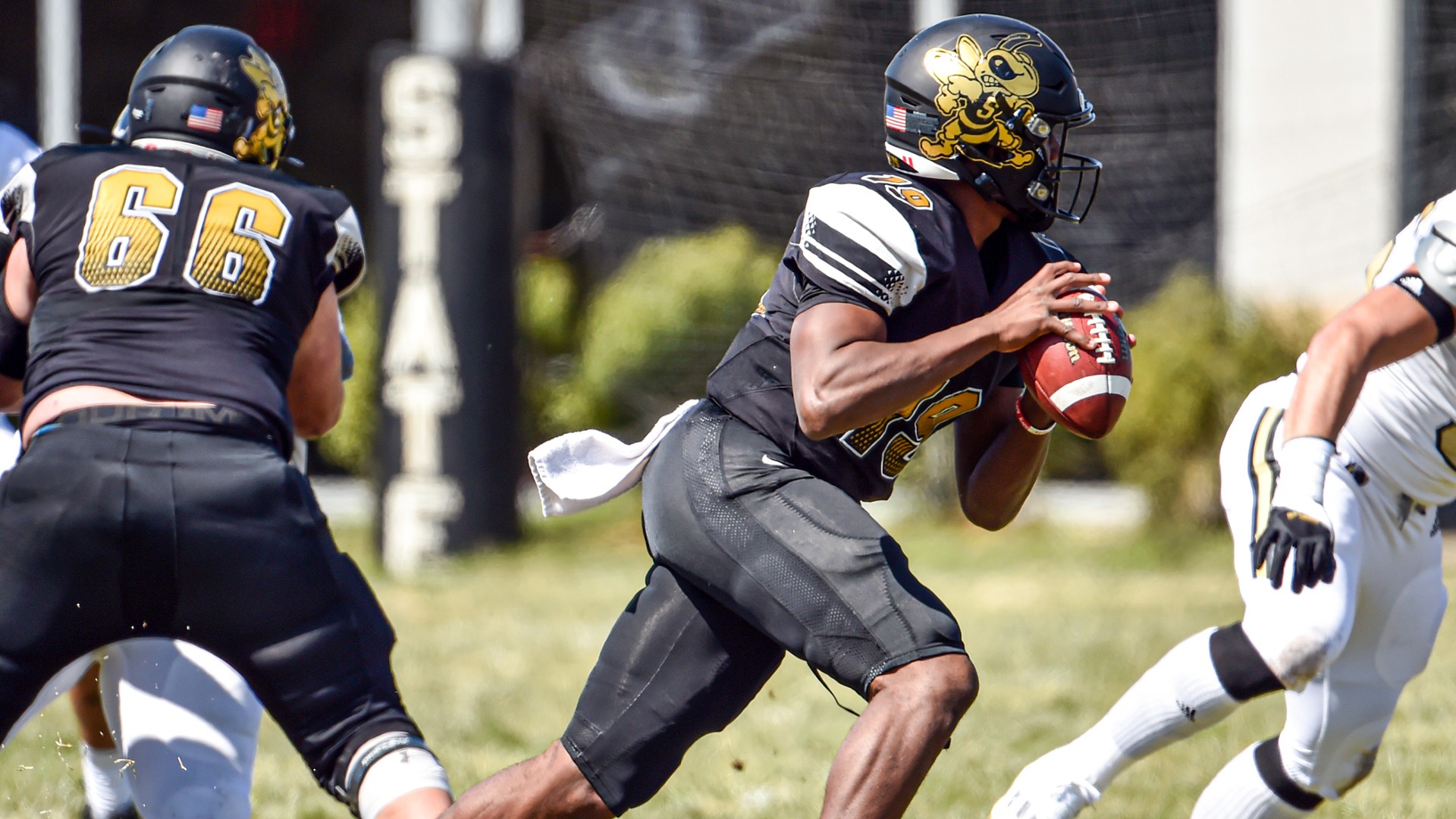 Donovan Riddick - Football - West Virginia State University Athletics